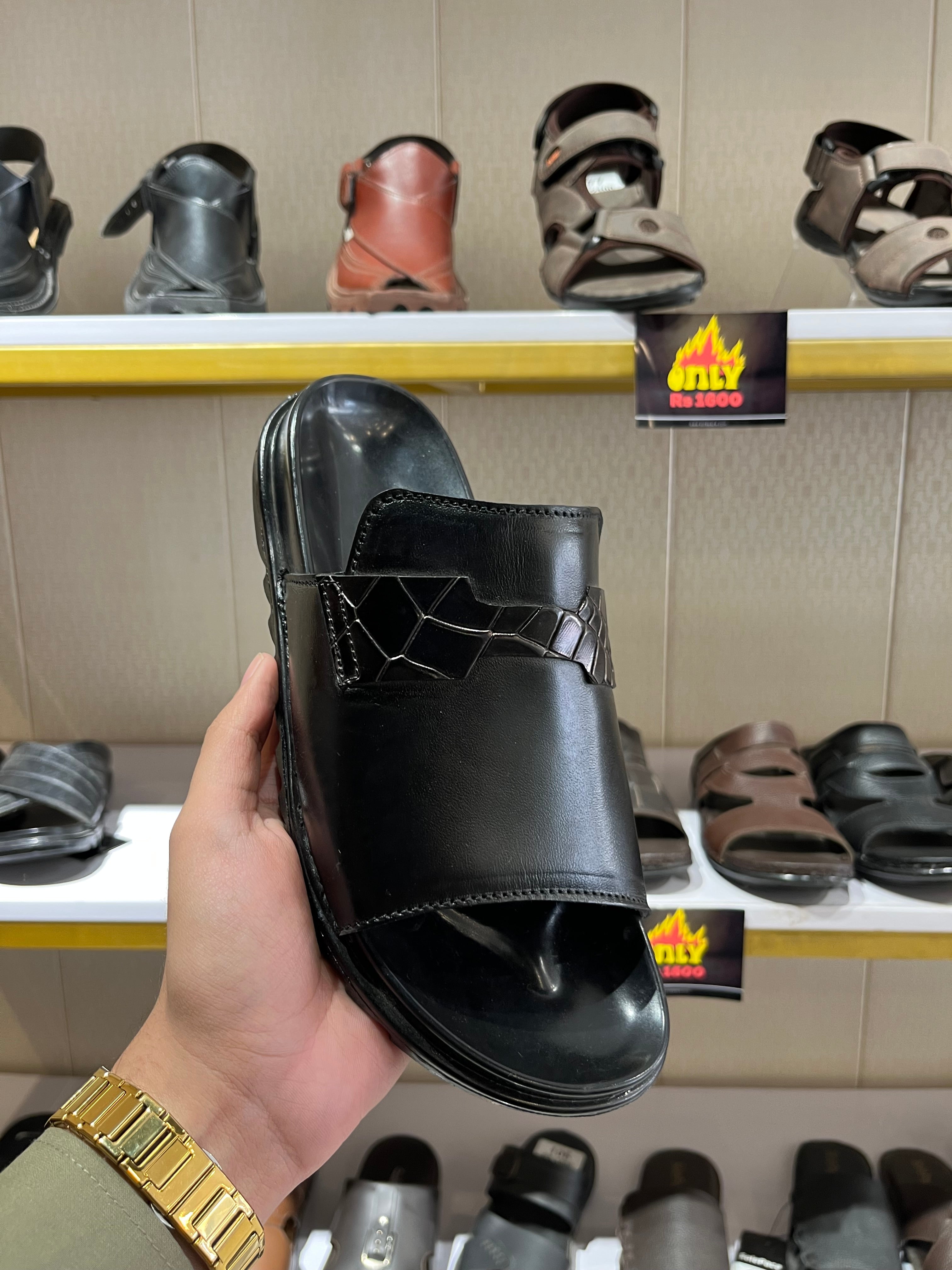 SP 145 Croc Trim Black – SolePace
